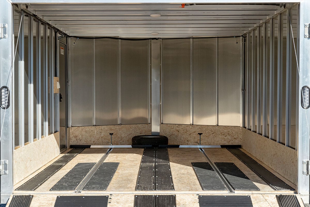 Spotlight On: Crossover Snow Trailers