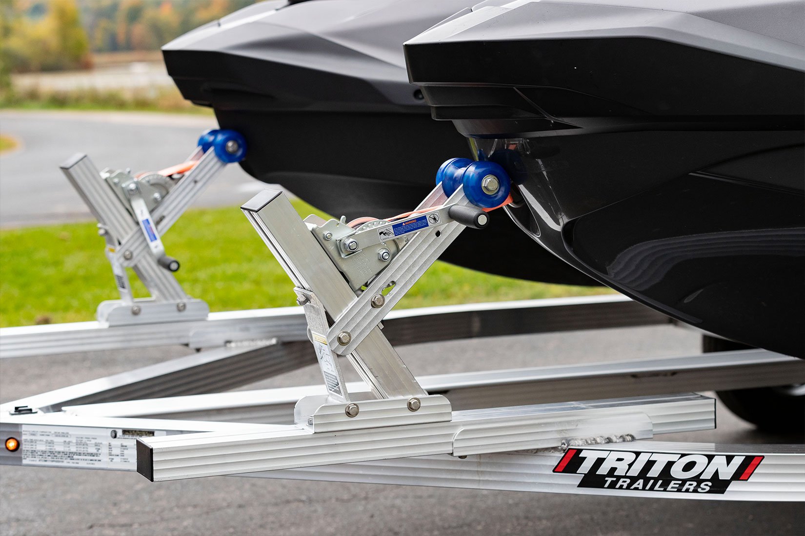 What to Look For in an Aluminum Personal Watercraft Trailer