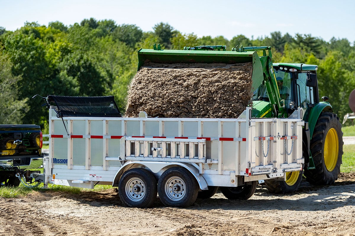 Commercial Grade Dump Trailers from ALCOM