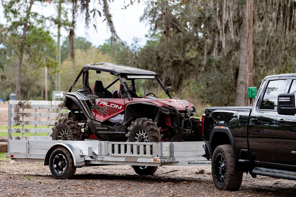 Aluminum vs. Steel: the ALCOM Aluminum Trailer Advantage